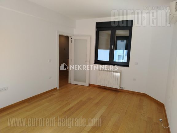 #49438, Izdavanje, P.P., KALENIĆ, 1160 EUR