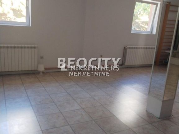 Rakovica, Skojevsko naselje, Luke Vojvodića, 1.0, 90m2, 900EUR