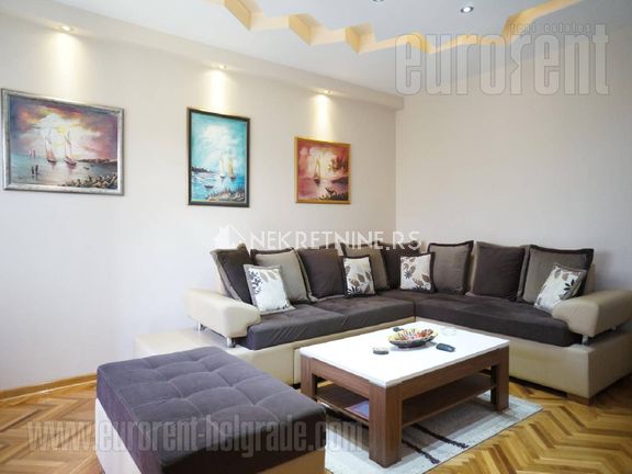 #37748, Izdavanje, Stan, SENJAK, 900 EUR