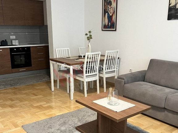 Stan 2.0, 50m2, Prote Mateje (Beograd), 899e