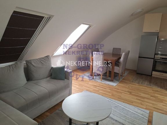 Prelep trosoban duplex