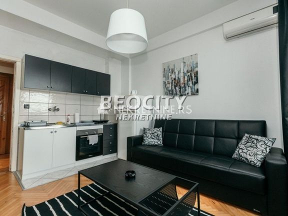 Novi Sad, Centar, Zmaj Jovina , 1.5, 38m2, 114000EUR