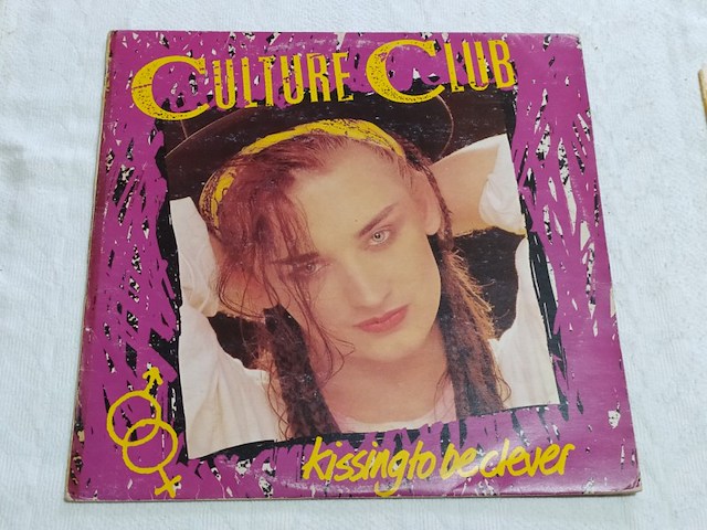 CULTURE CLUB - Kissing to be clever (LP, 4-/4)