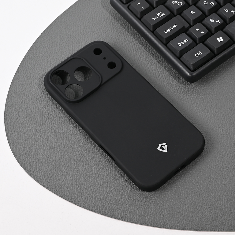Futrola Teracell Skin za iPhone 17 Pro mat crna