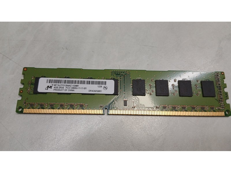 4gb ddr3 na 1600mhz micron ispravna