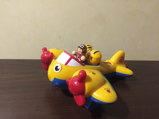 WOW toys