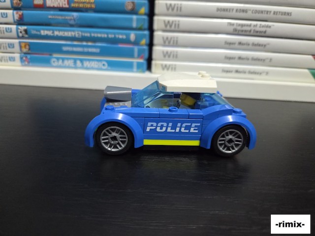 Lego - policijski auto