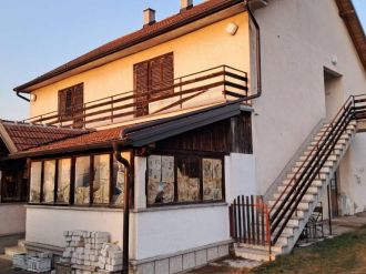300m² 130.000€
Aranđelovac, Kolubarska