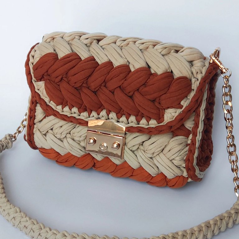 Jesenja heklana torba u zemljanim tonovima Handmade pletena torba Heklana torba za svaki dan