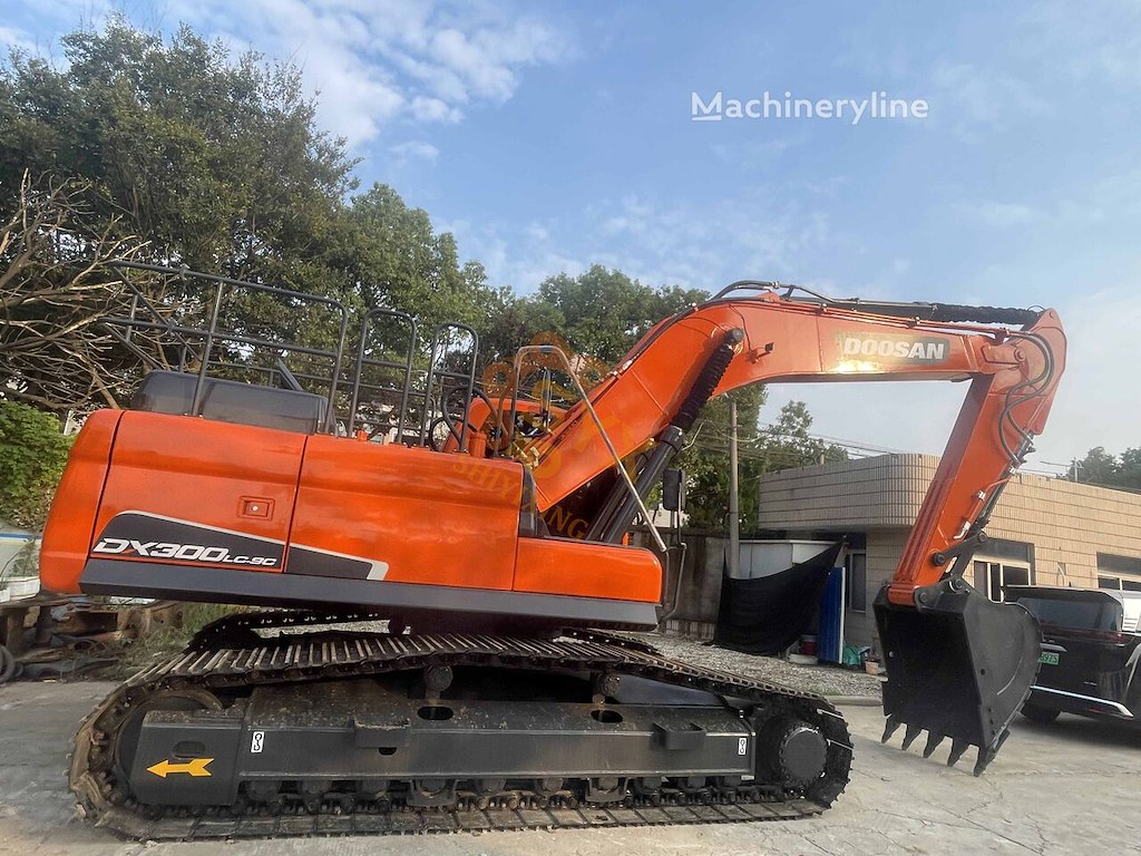 Doosan DX 300 LC-9C bager guseničar