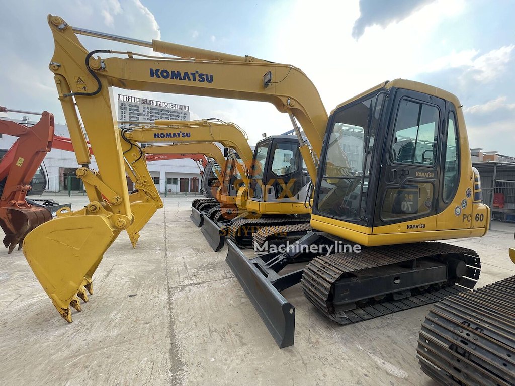 Komatsu PC60 bager guseničar