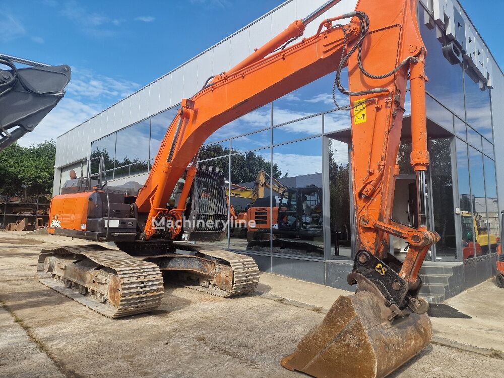 Hitachi ZX300LC-6 bager guseničar