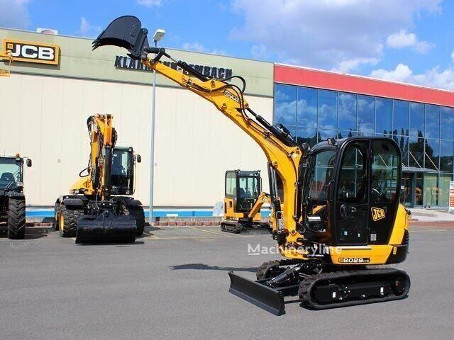 Novi JCB 8029 CTS mini bager