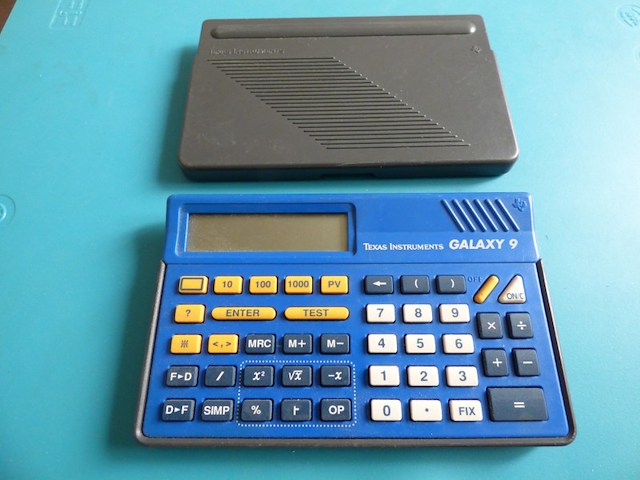 Texas Instruments Galaxy 9 - stari kalkulator
