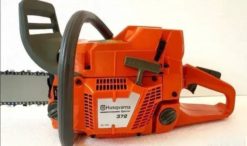 Novo Husqvarna 372 Vrhunski kvalitet Garancija Saljemo i brzom postom