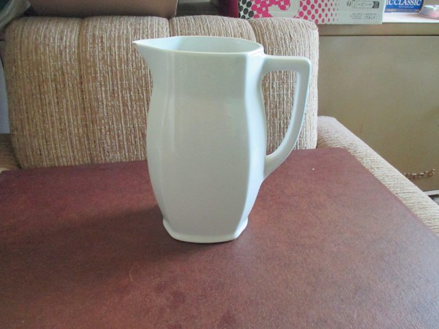 Porcelanski bokal KIL Liboje 60-e visine 22 cm.