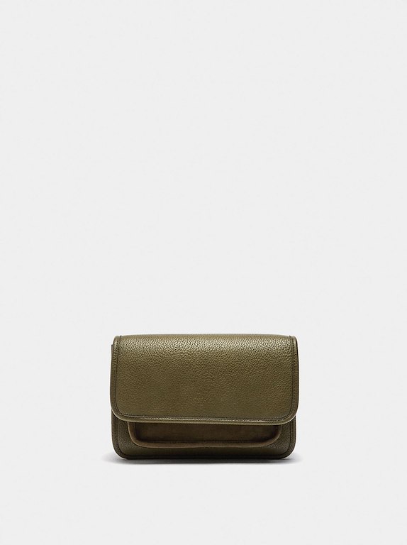 CROSSBODY BAG WITH TEXTURE AND FLAP