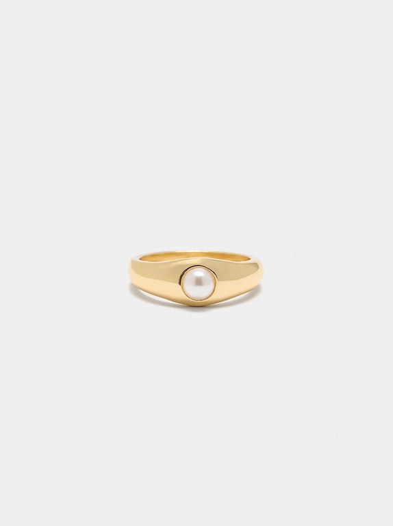 RING WITH PEARL
