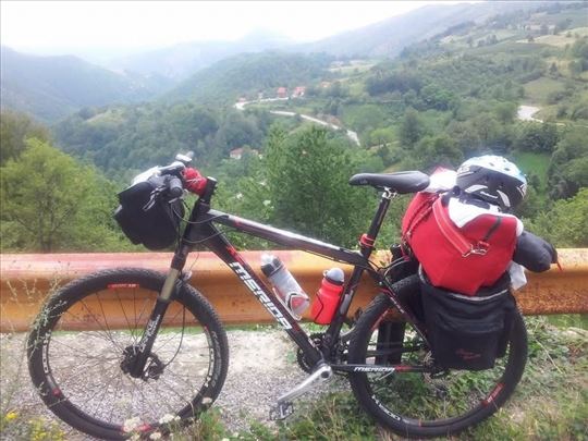 Bisage Force