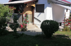 Kuća na predivnom placu, 20ari ID#2617