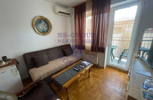 Prodajem Stan-Apartman, Bulevar Oslobođenja