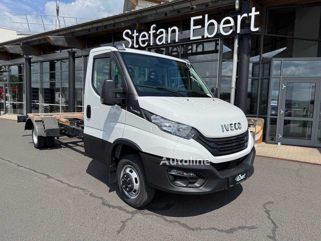 IVECO Daily 50C18 HA8 3.0L *R4.350mm*Klima*Automatik* kamion šasija < 3.5t