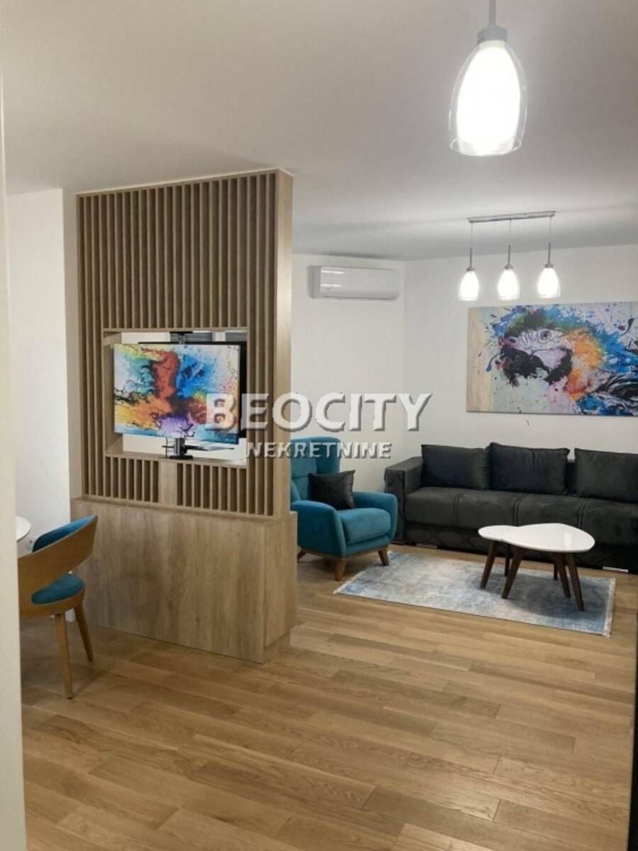Vračar, Južni bulevar, , 2.0, 52m2, 950EUR