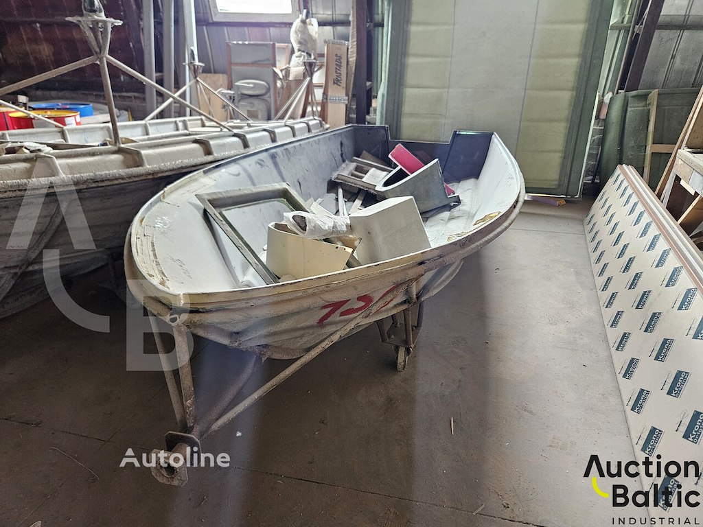 Prodaje se Ship building form čamac na aukciji