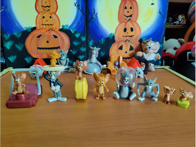 Tom i Džeri kolekcija ređih figura - Tom &; Jerry