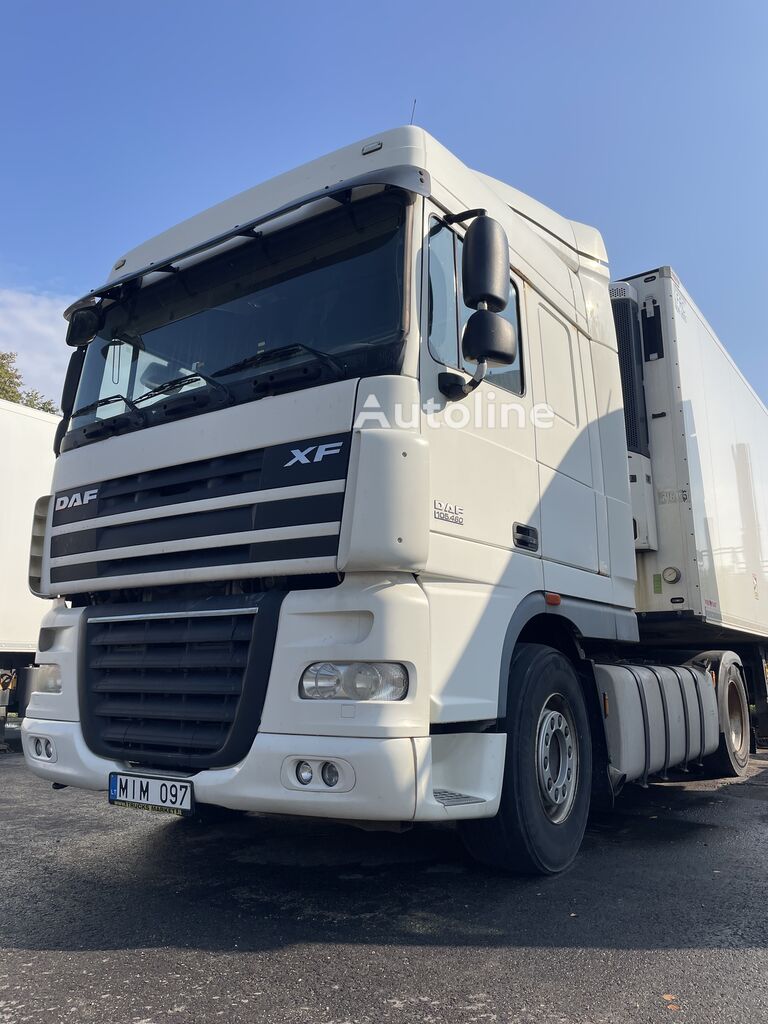 DAF XF105.460 tegljač