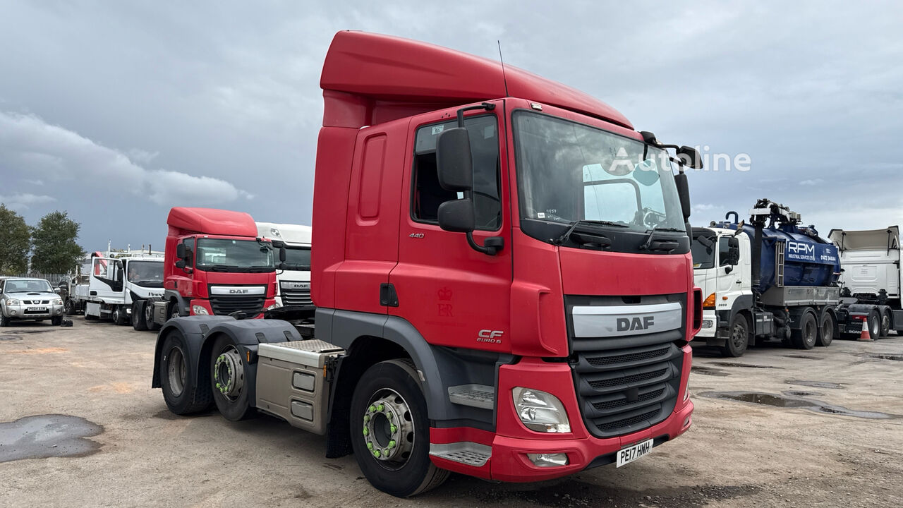Prodaje se DAF CF 440 tegljač na aukciji
