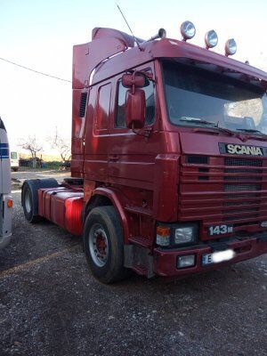 Scania 143 tegljač