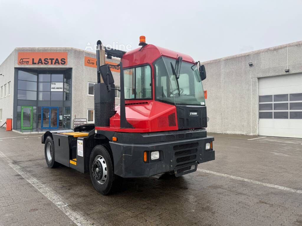 Kalmar Terminal tractor / Terminal-Zugmaschine / tegljač