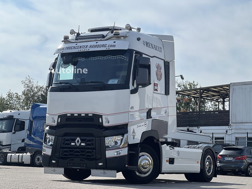 Renault T520 tegljač