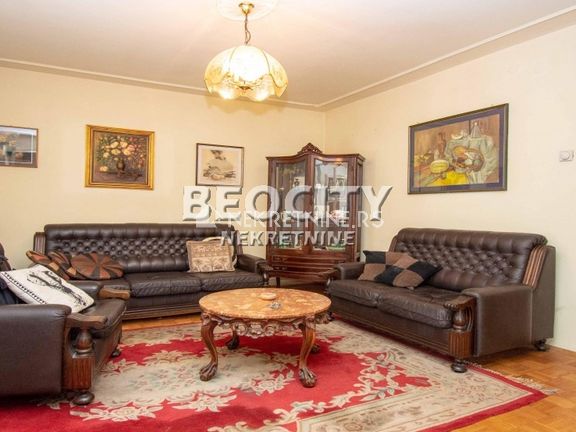 Palilula, Karaburma, Vlade Ilića, 7.0, 250m2, 420000EUR