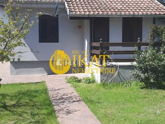 Srebrno jezero kuća 70m2 sa pomoćnim objektom od 50m2 ID#4538