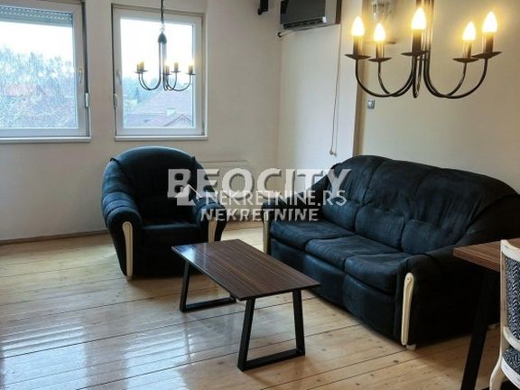 Novi Sad, Petrovaradin, Preradovićeva , 2.0, 50m2, 430EUR