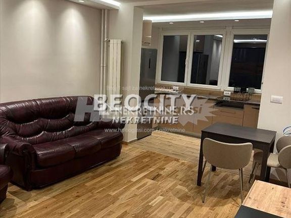 Voždovac, Autokomanda, Triše Kaclerovića, 3.0, 56m2, 800EUR
