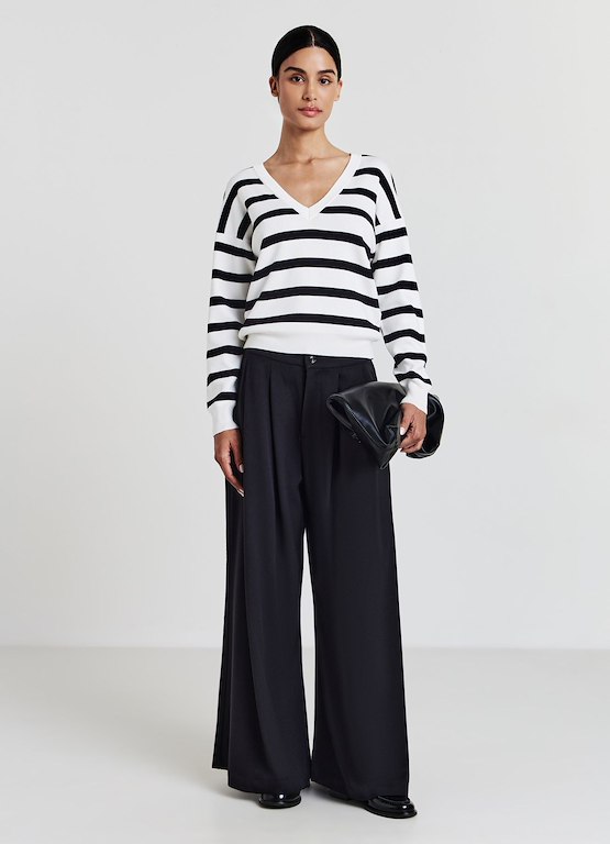 V-NECK STRIPED JUMPER VAR BELA VUNA