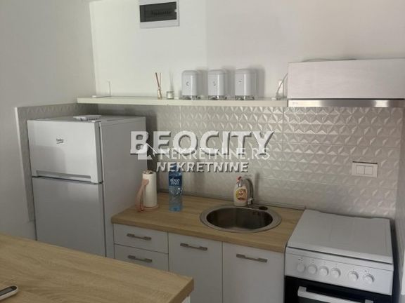 Novi Sad, Bulevar patrijarha Pavla, Vardarska, 0.5, 25m2, 66000EUR