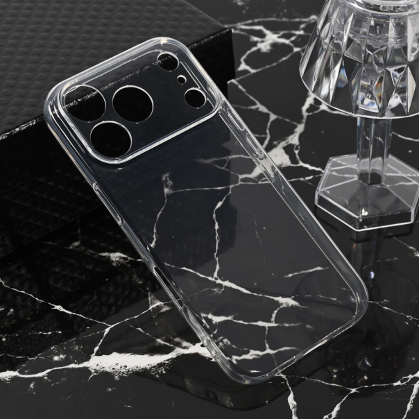 Maska za iPhone 17 Pro 6.3 transparent silikonska Ultra Thin