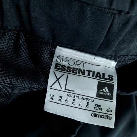 Šorts Adidas, vel. XL.