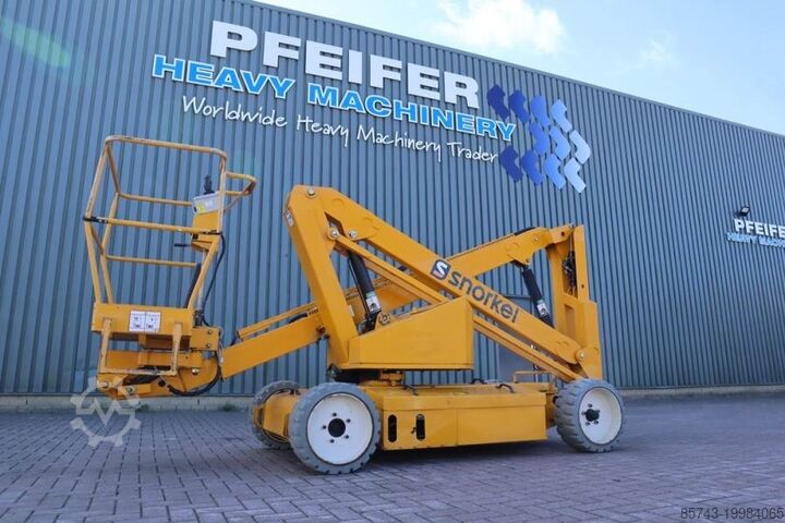 Artikulisan teleskopski bum lift
Snorkel A38E Electric, 13.5m Working Height, 6.1m Reach, 2