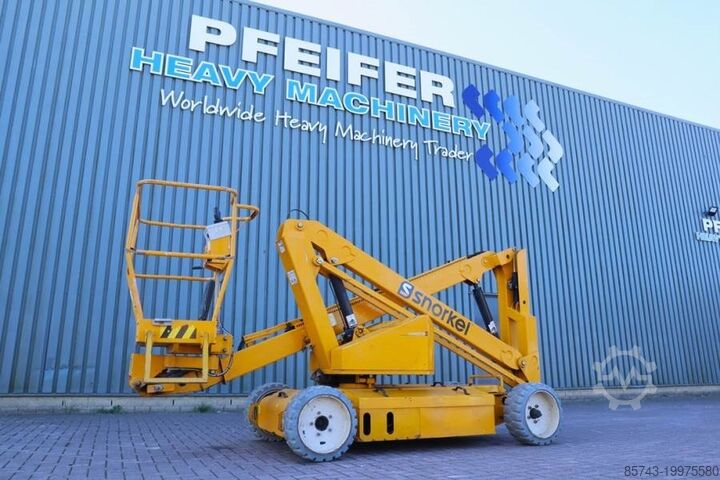 Artikulisan teleskopski bum lift
Snorkel A38E Electric, 13.5m Working Height, 6.1m Reach, 2
