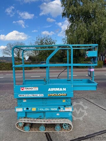 Polovna makazasta radna platforma na gusenicama Airman ENCL045
AIRMAN Encl.045