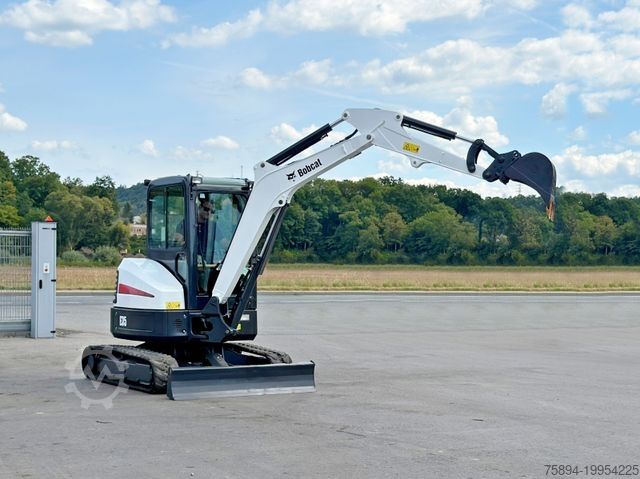 Valjak za puteve
BOBCAT E 35 * Raupenbagger * TOPZUSTAND