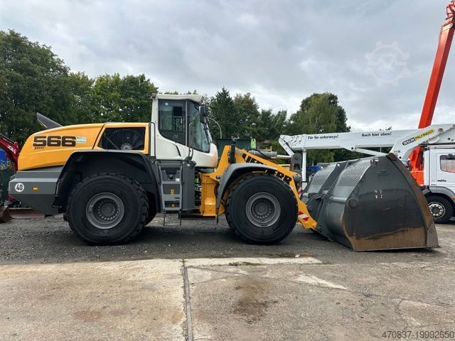 Utovarivač na točkovima
LIEBHERR L 566 XPower / Leichtgutschaufel 10 m³