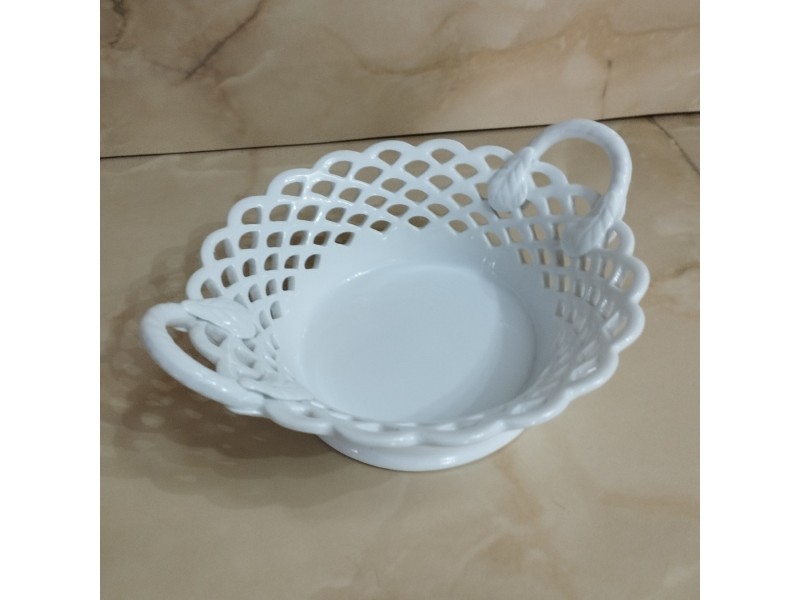 Divna sneg bela korpica (porcelan)