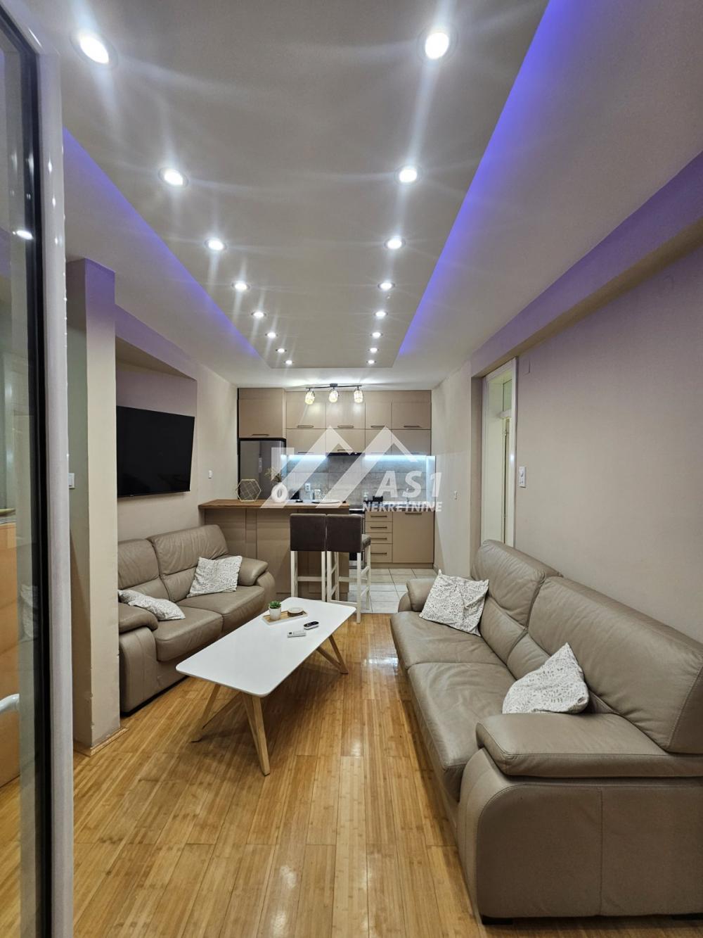 IZDAJE SE DVOSOBAN LUX STAN ID#3547 550 €