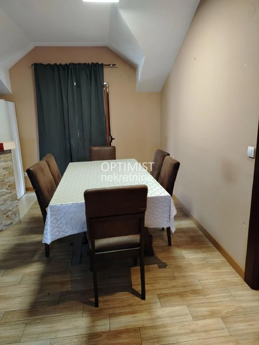 Surčin, Oračka, 220m2, 4.0 ID#3111 1.000 €